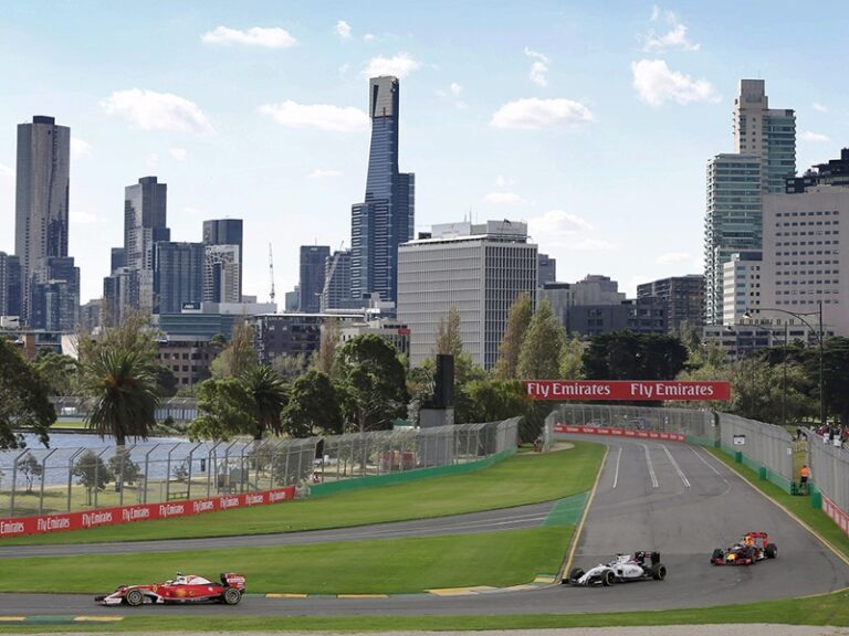 The Melbourne Grand Prix: Formula 1 Rolex Australian GP - Beau Monde ...