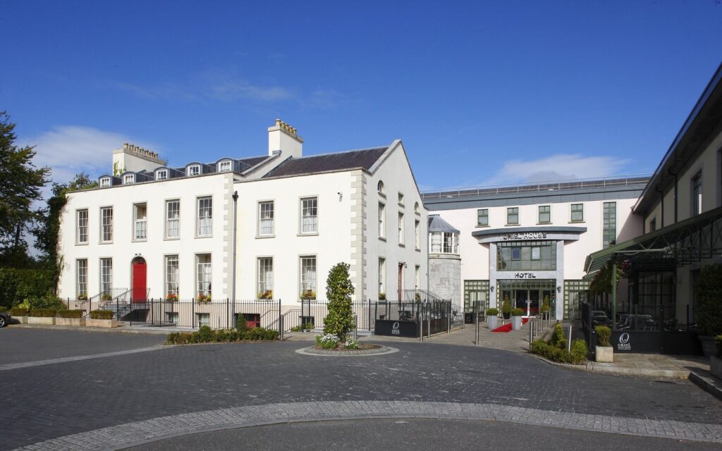 5 Luxurious Hotels in Ireland that Epitomize Irish Hospitality - Beau ...