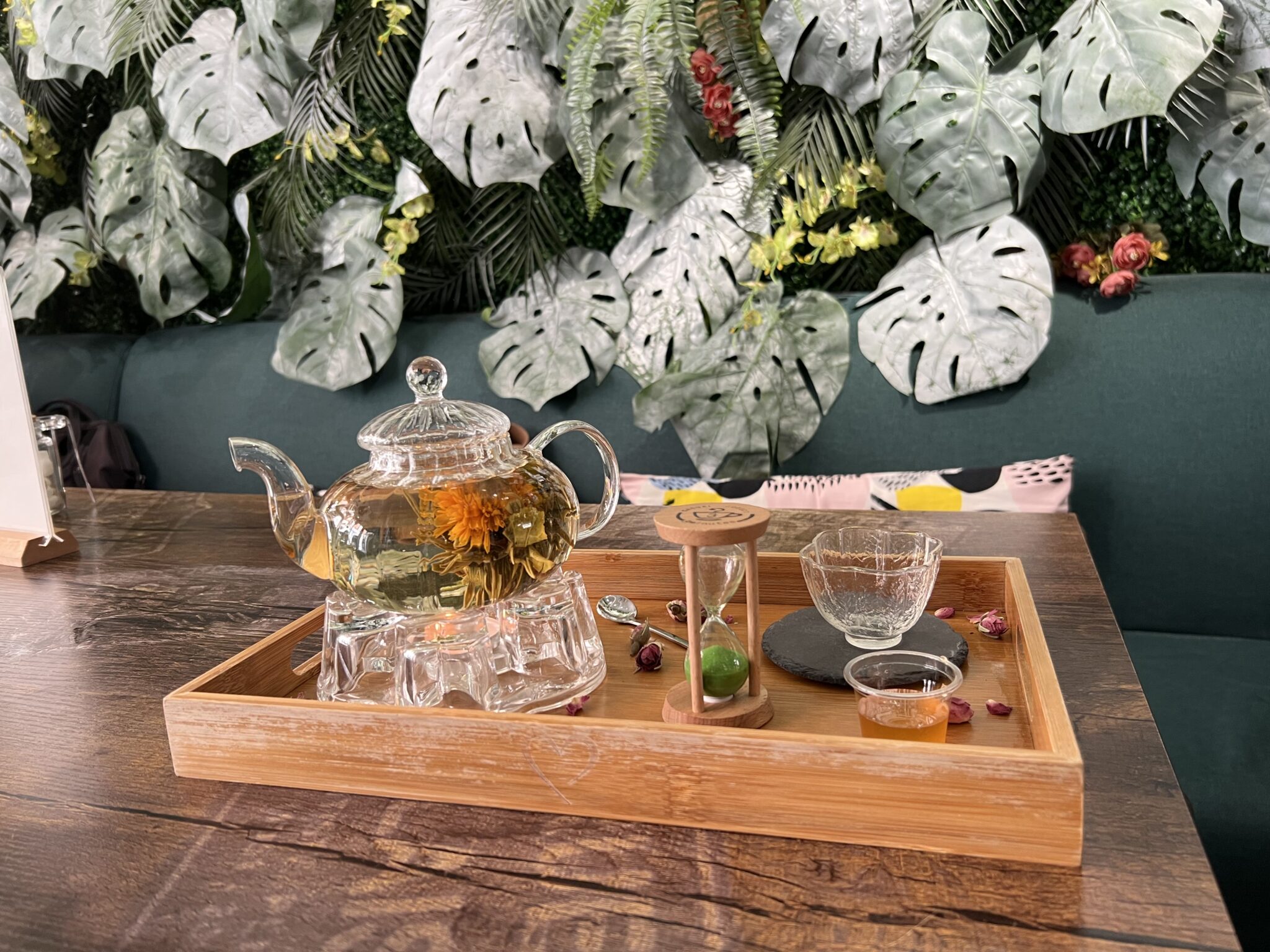 7 Flowers and Tea: An Exclusive Afternoon Tea Experience - Beau Monde ...