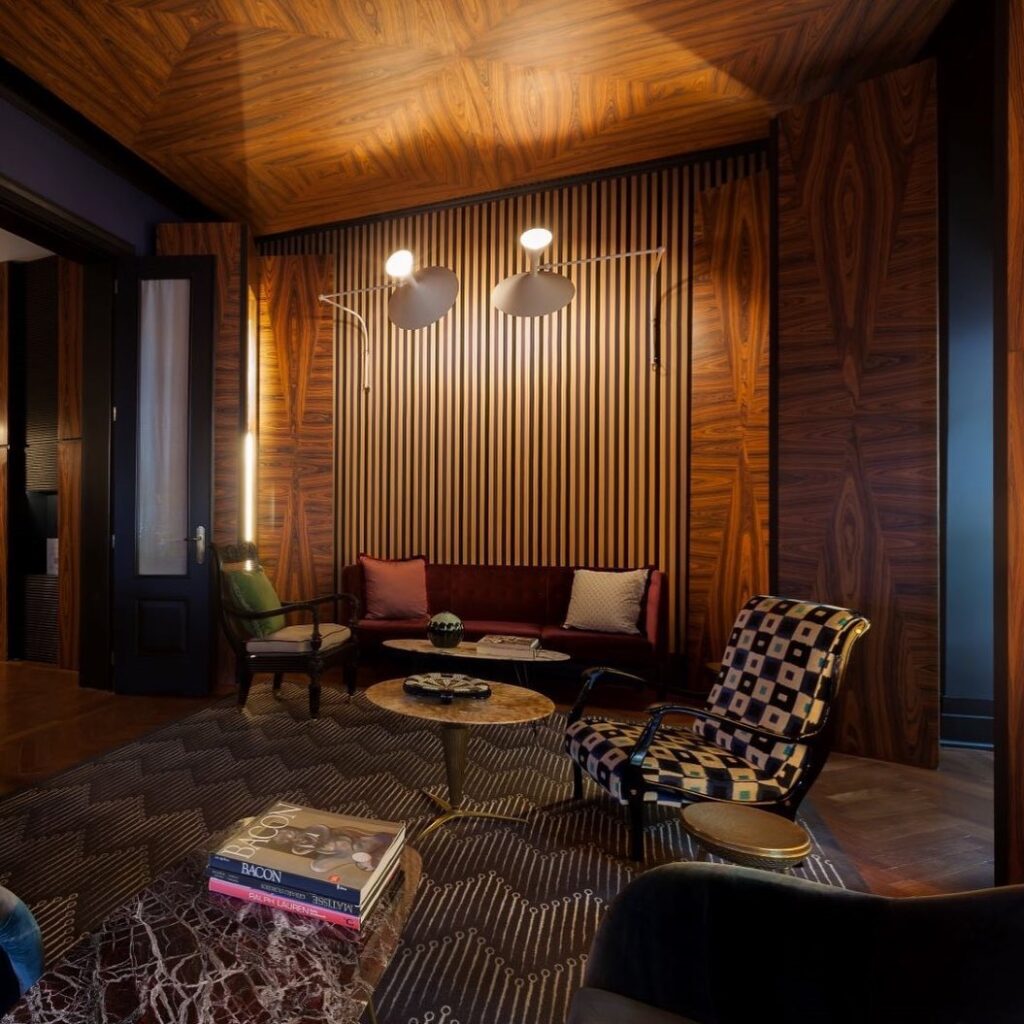 The Valverde Hotel Lisbon: The Wonderland of Lisbon Townhouses - Beau ...