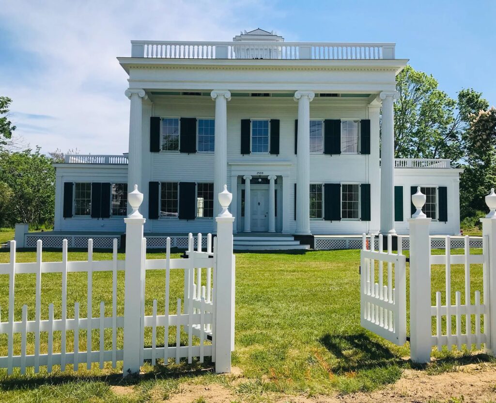 An Insider’s Guide to the Bridgehampton Art Affair - Beau Monde Traveler Luxury Travel Magazine