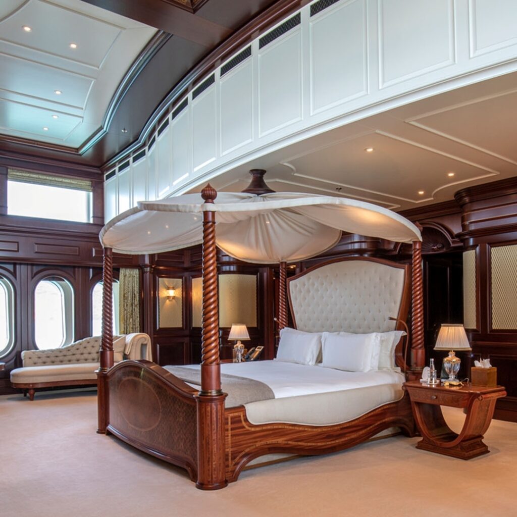 How to Elevate Your Travel Experience with a Luxury Yacht Charter ...